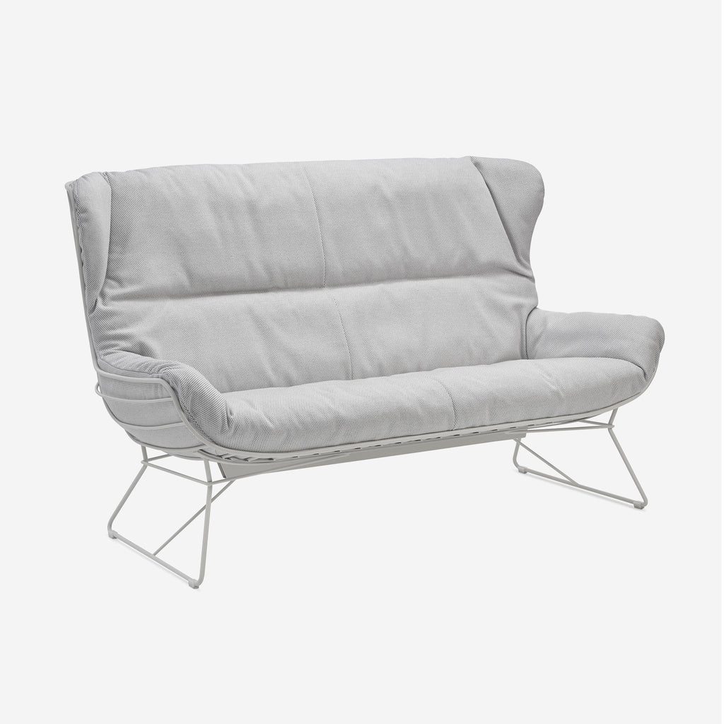 FreiFrau Leyasol - Outdoor Wingback Couch – das möbel | 1060 Wien